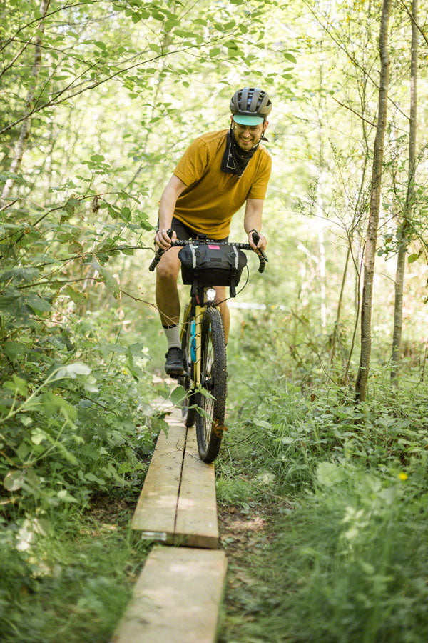 Swift Industries Catalyst Pack - Black – Dynamite Bike Lab